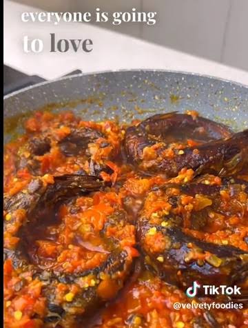 Kpanla Fish Stew Fried or in Tomatoe Sauce- Stew – VE'AL HA'ELOAH🛐 STORES